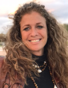 Dr Lauren Gerber of Spectrumly Speaking