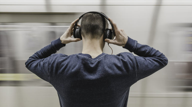 Noise Sensitivity On The Autism Spectrum